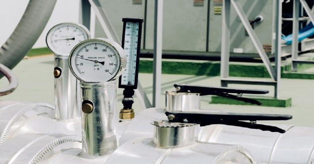 The Role of Industrial Temperature Sensors in Modern Industries